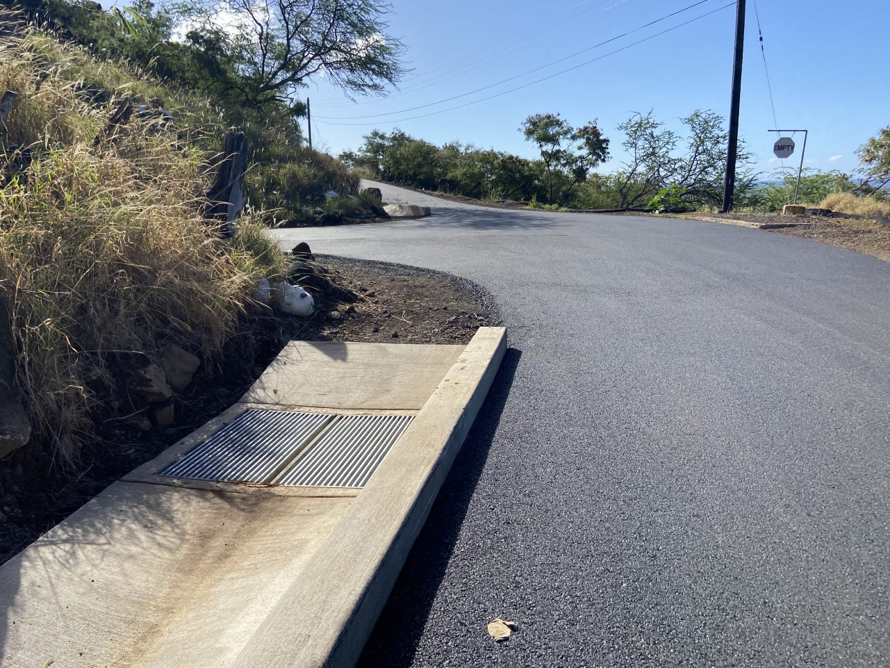 Kamokala Road Structural Repairs and AC Overlay - Bow Engineering ...